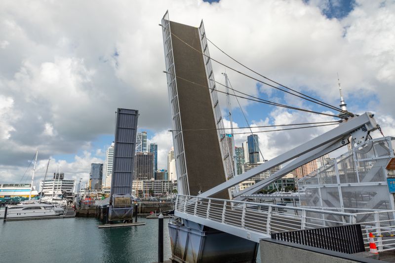 Resolve Group | Wynyard Crossing Bridge